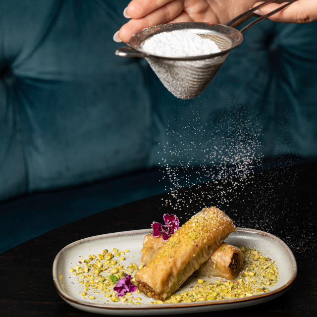 Mecca Bah Restaurant - Middle Eastern & Mediterranean dishes